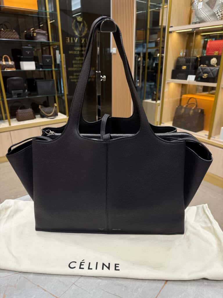 CELINE BLACK MEDIUM TRI-FOLD TOTE – Luxy Authentic Empire