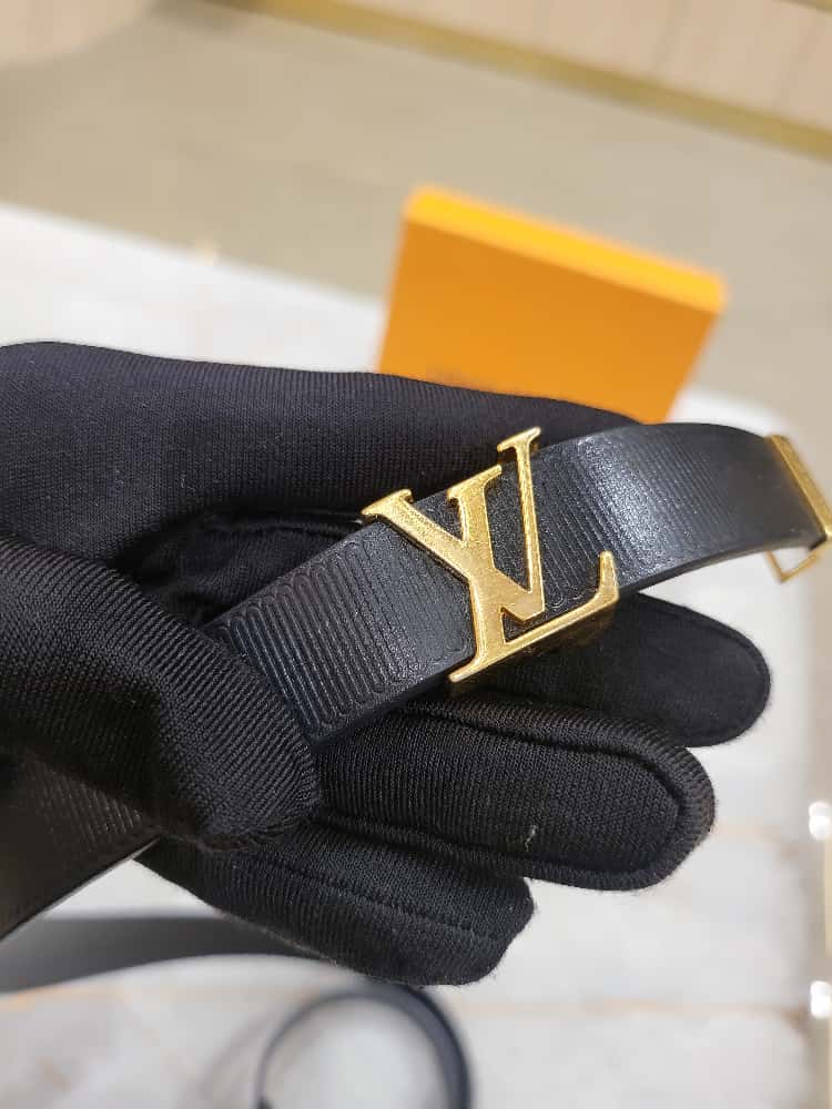 LOUIS VUITTON INITIALES 20MM BELT – Luxy Authentic Empire